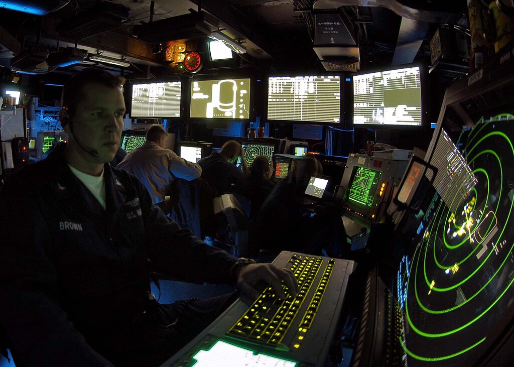 Aircraft Communication Systems Explained