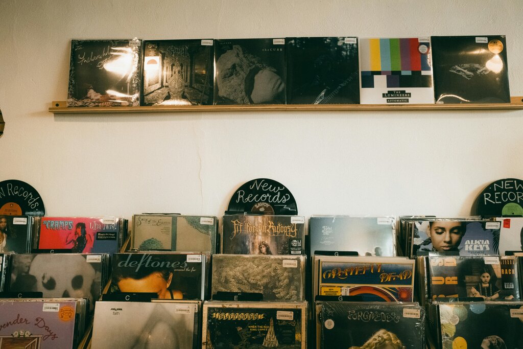 Labeling and Packaging - Vinyl Record Manufacturing Explained - Vinyl ...